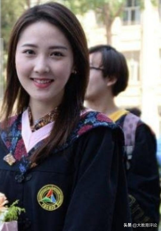 Du Meizhu sprints to the super influencer: The fans are close to 5 ...