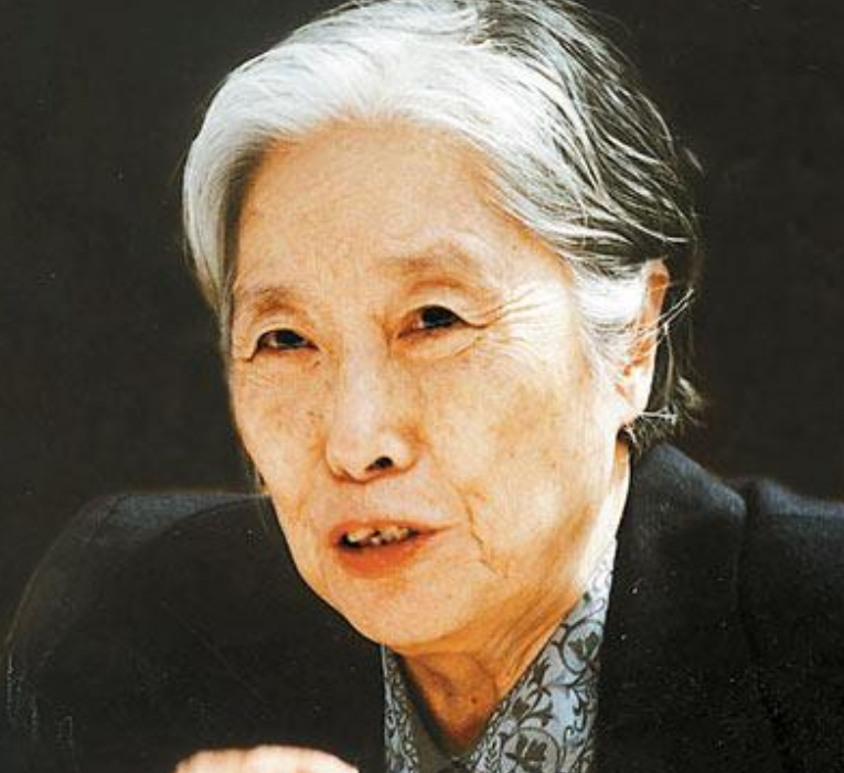 Mrs. Liu Shaoqi Wang Guangmei: Give up studying abroad and choose ...