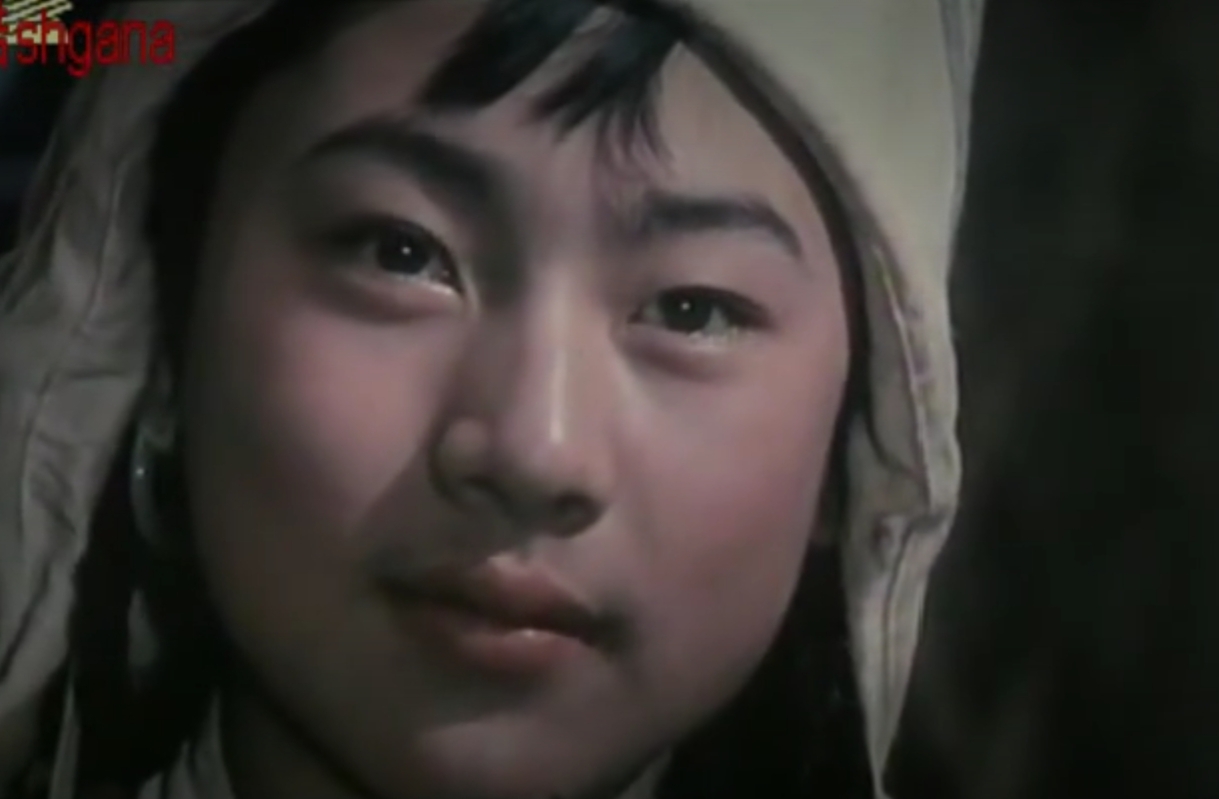 Siqin Gaowa: How can a woman who has been assaulted and eats mice alive can cultivate Dai ...