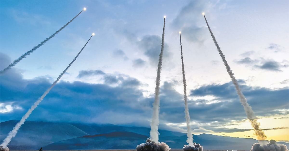 Persian Gulf Three Bow Bed Crossbow: SY-400 Rocket Launcher - iNEWS