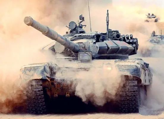 Aspiration for thousands of miles: Angola T-72 tank - iNEWS